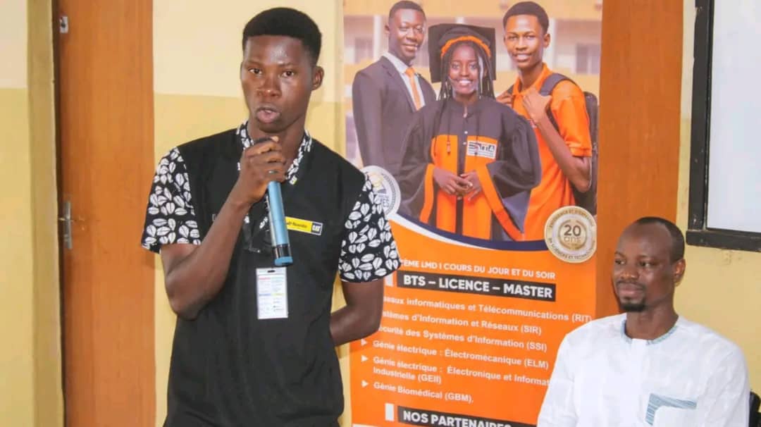 ESTA - Ecole Superieure des Techniques Avancées